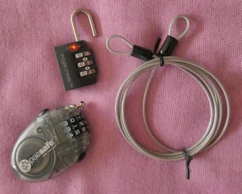 8 Proven tips on luggage tags, trackers and other tools